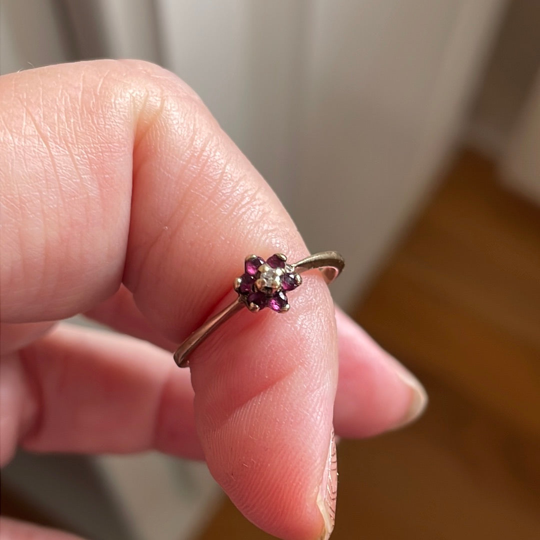 Ruby Diamond Flower Ring - 10k Gold - Vintage – Vintage Paris Jewelry
