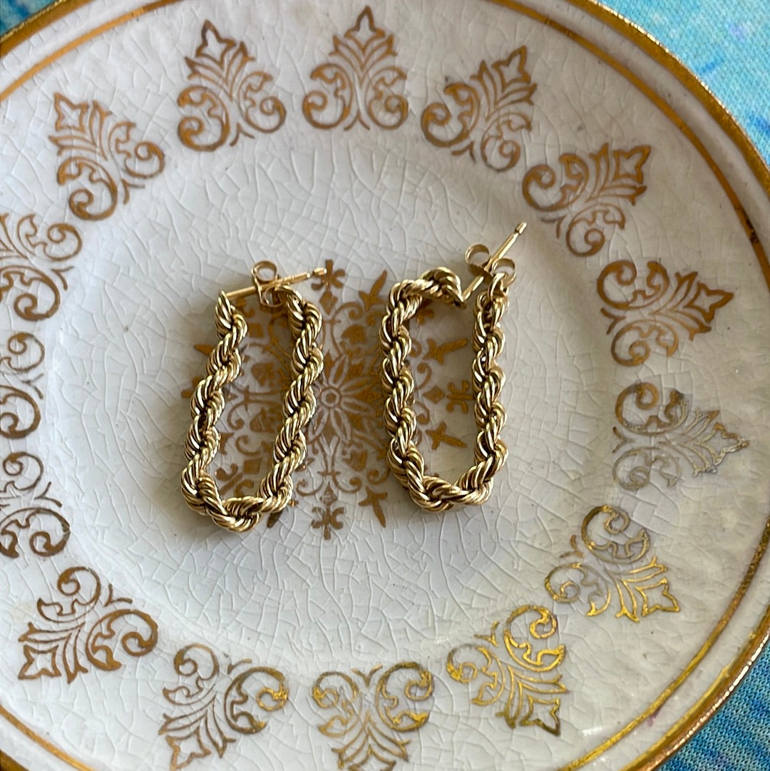 rope-chain-earrings-14k-gold-vintage-3 – Vintage Paris Jewelry