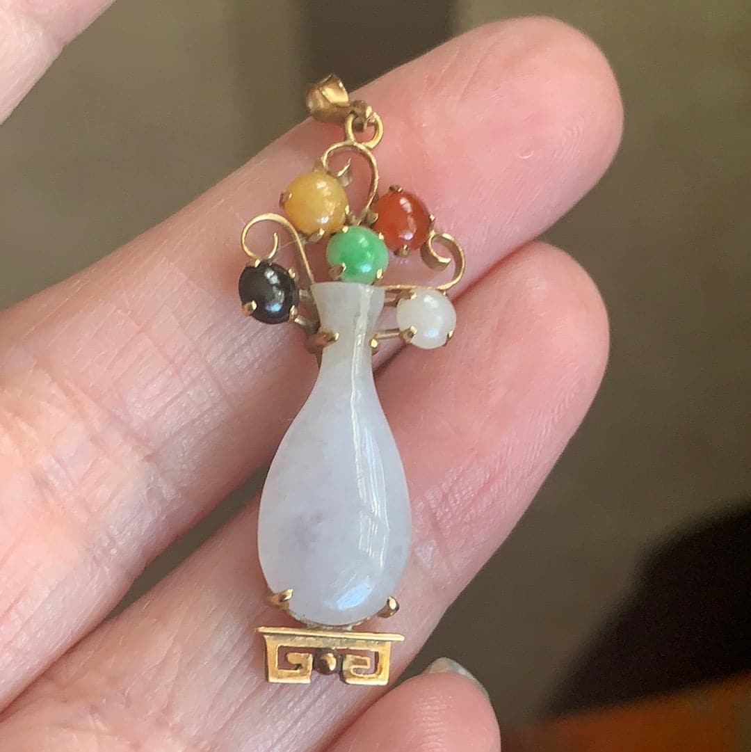 jade-flower-vase – Vintage Paris Jewelry